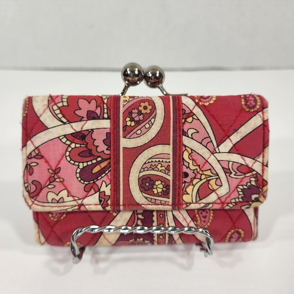Vera Bradley | Bags | Vera Bradley Wallet Pink Paisley Kisslock Closure ...
